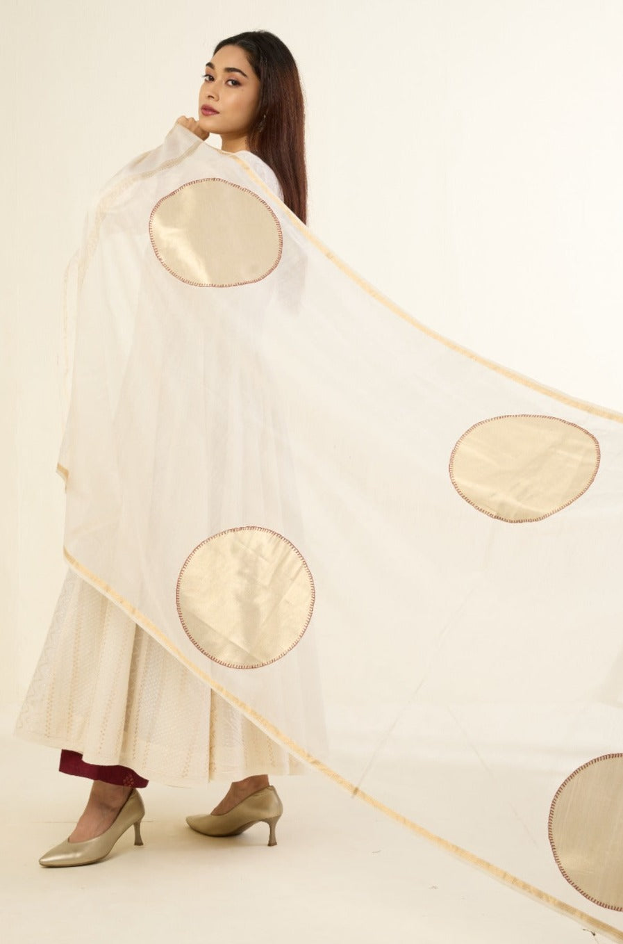 Buy chiffon and cotton dupattas for women & girls - maati crafts