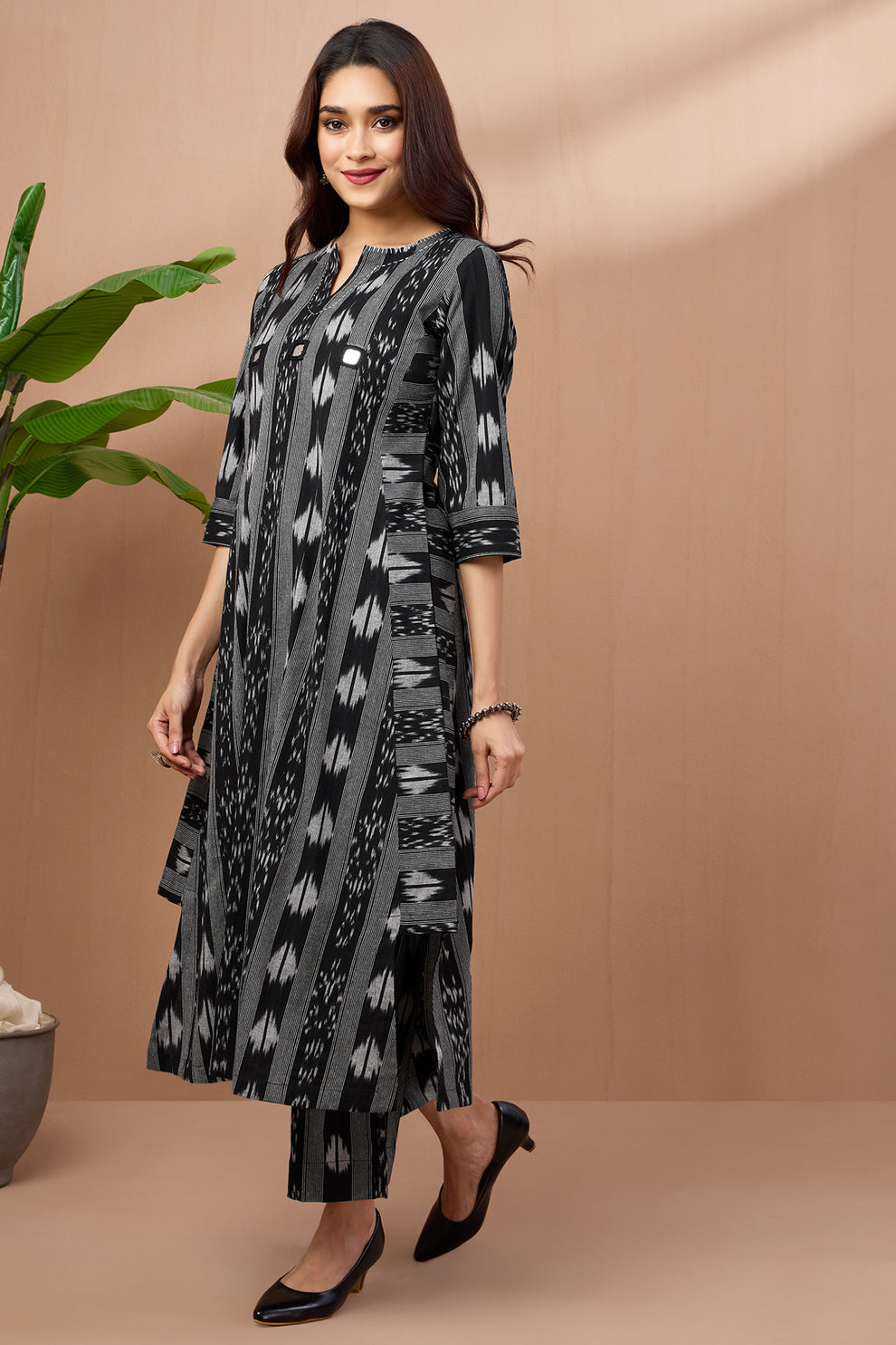 co-ord set long kurta with side twist - shadow streaks - maati crafts