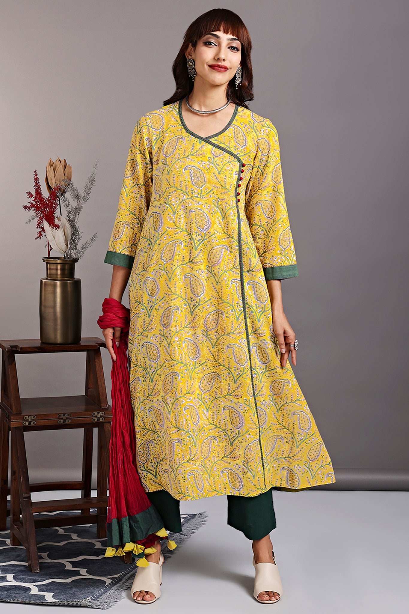overlap angrakha - tantalizing yellow & enchanted paisley - maati crafts