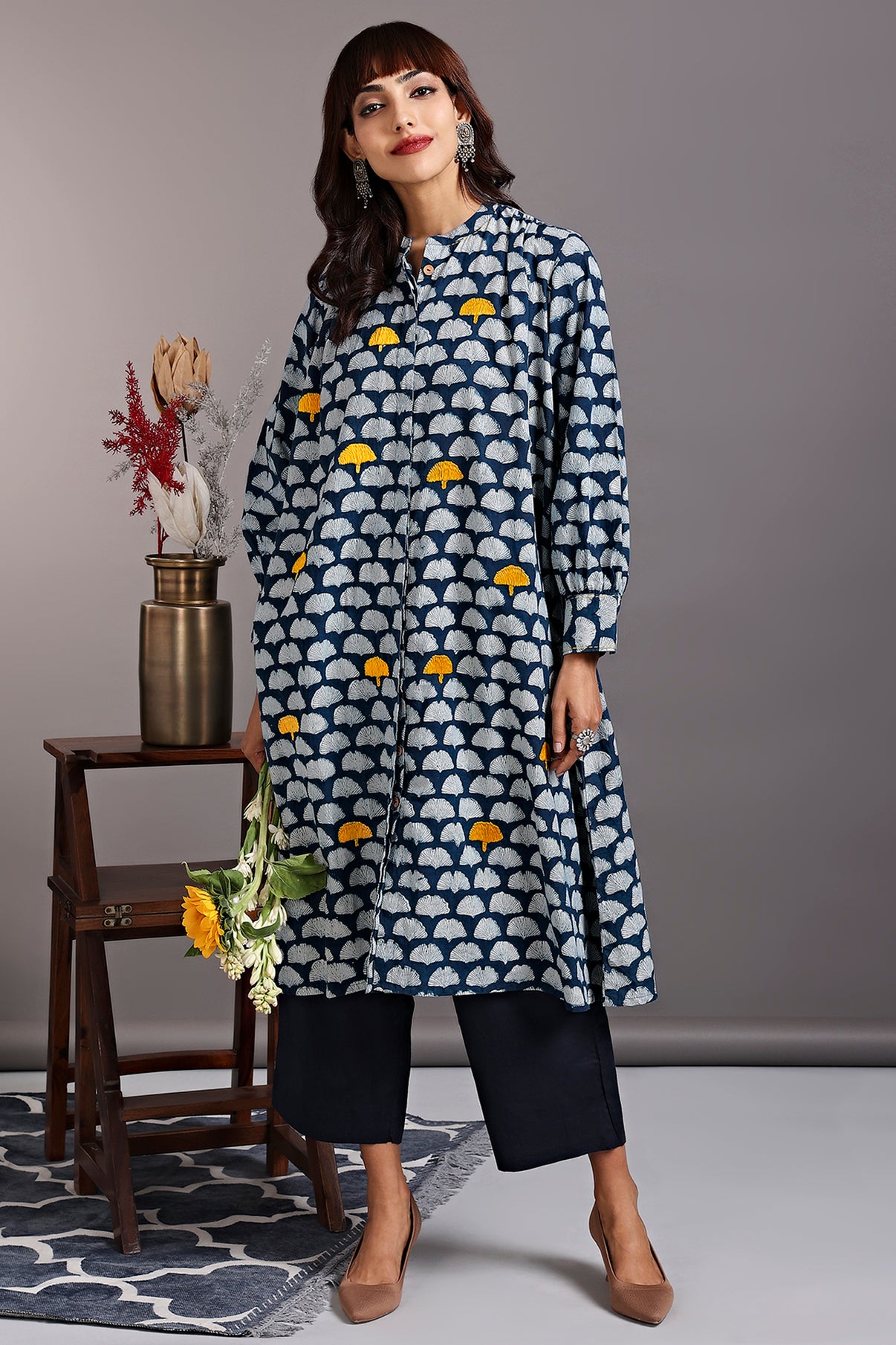 button down gather tunic - cosmopolitan sea & porcelain tulips - maati ...