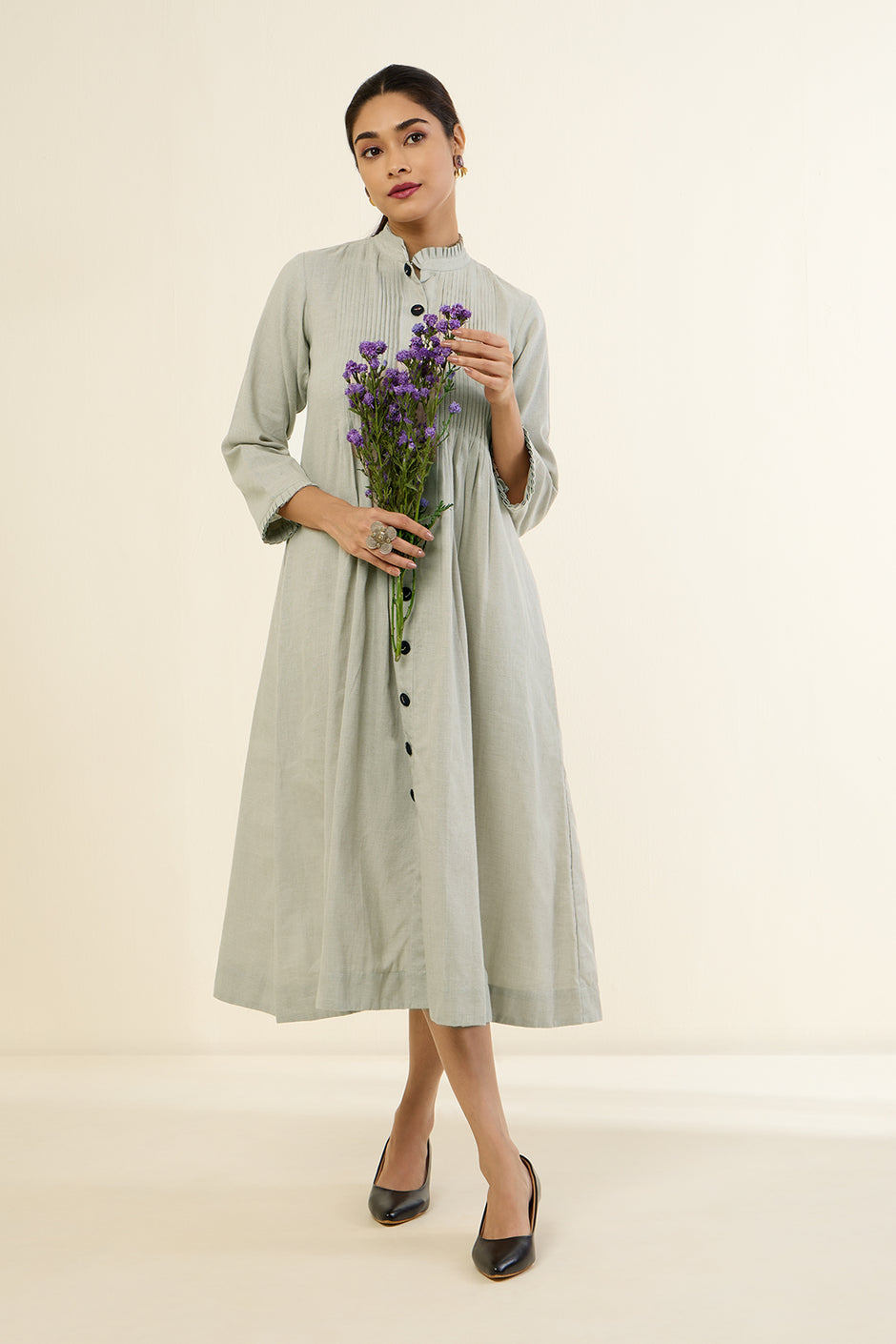 Enchante- Exquisite Handcrafted Clothes - maati crafts