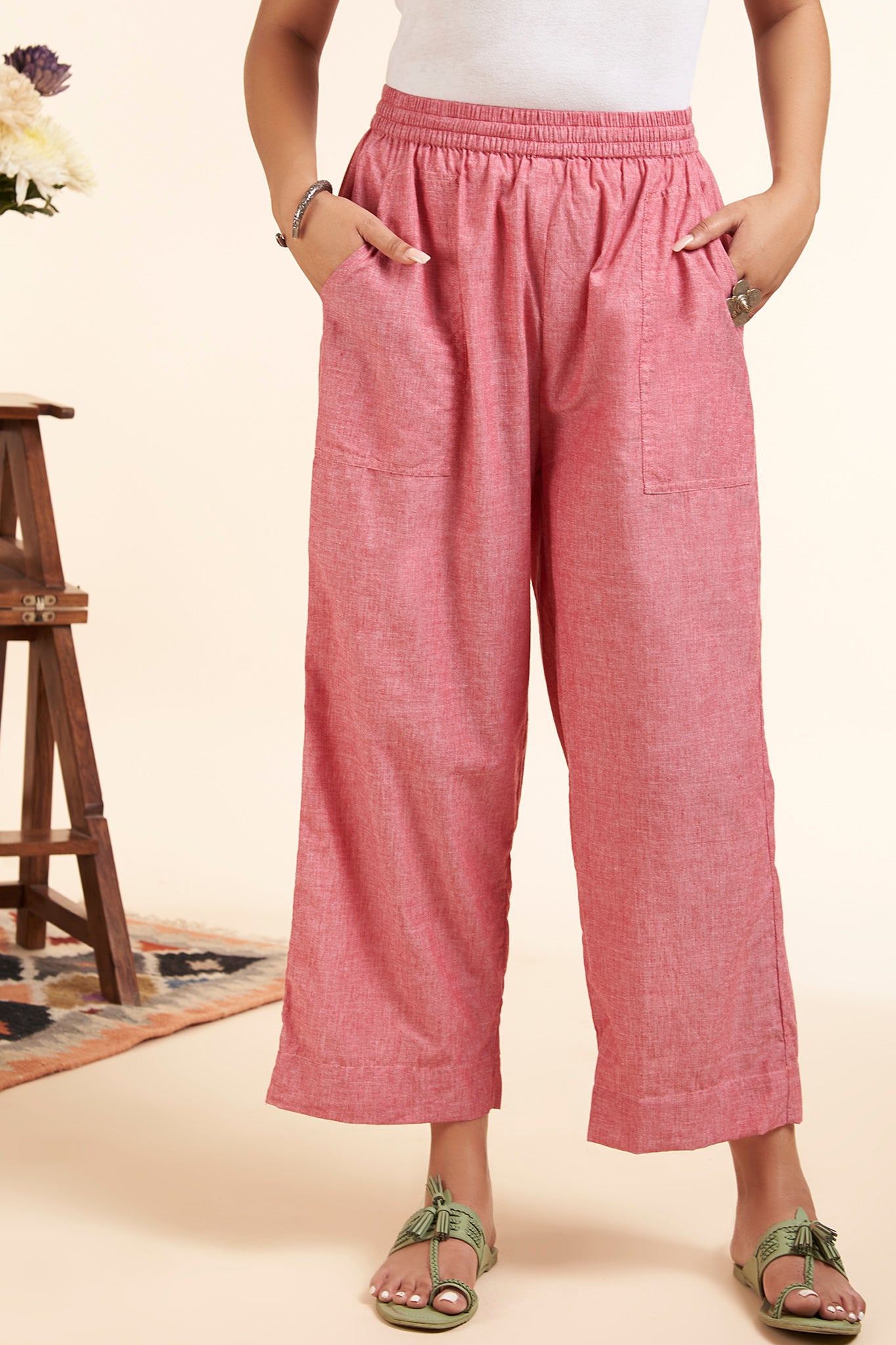 Elasticated Mangalgiri Pants - Pink White - maati crafts